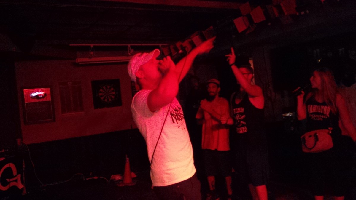 Concert Review: Robbie G at Less Than Level in Oakville, ON – SYpherSights